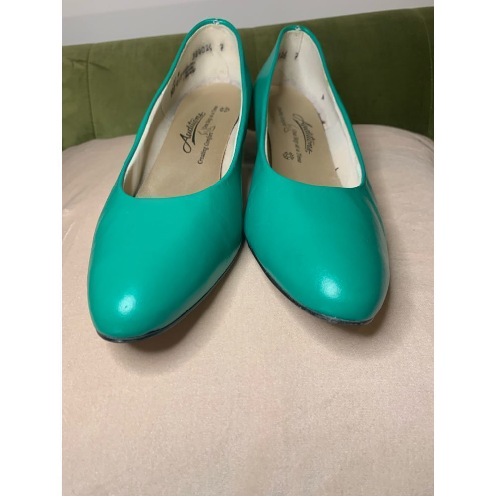 90s Vintage Pumps In Green Leather By Auditions - Us … - Gem